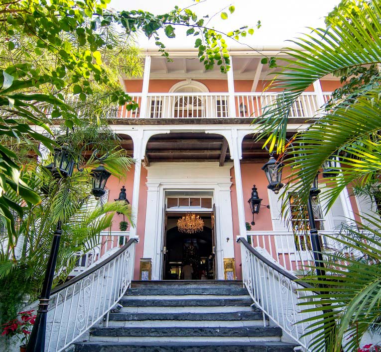 Graycliff Hotel - In Bed with Luxury